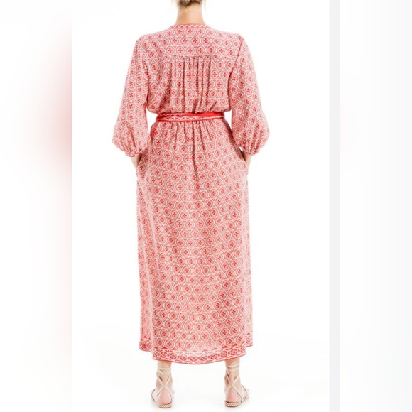 Max Studio | Dresses | Max Studio Medallion Print Maxi Dress | Poshmark